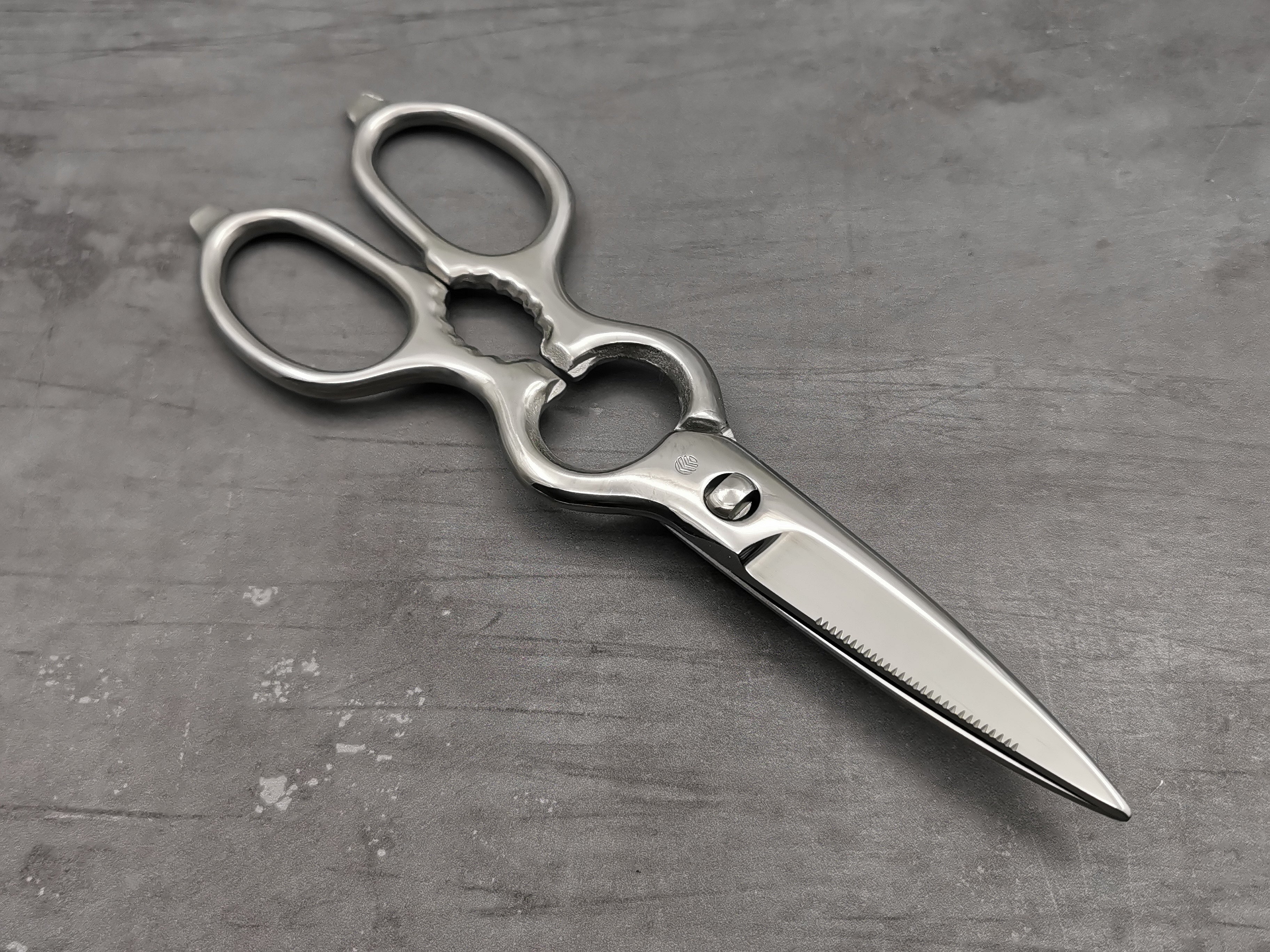Stainless kitchen shears – Cutting Edge Knives