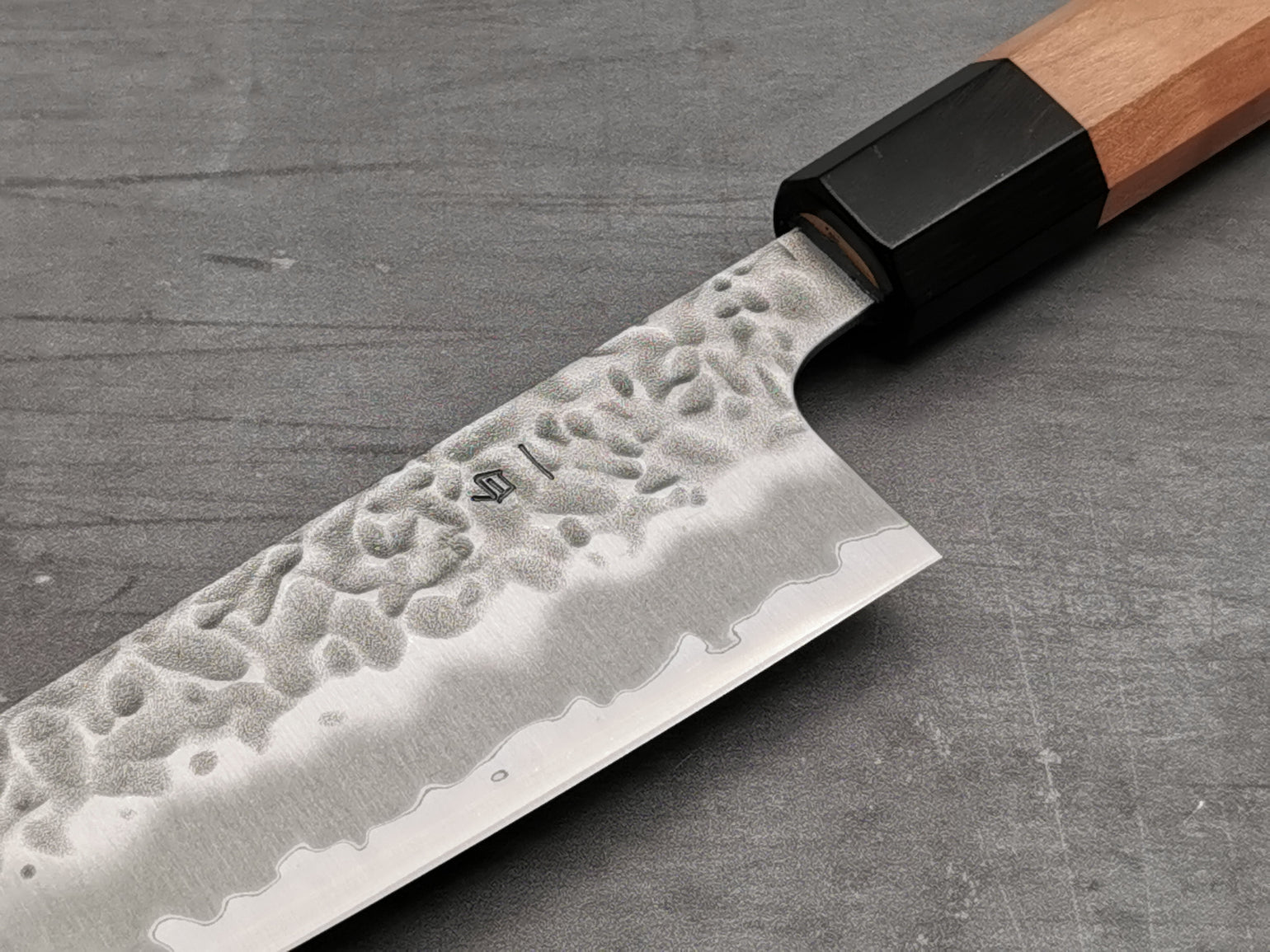 Kaneshige Hamono White #1 Tsuchime Gyuto 180mm – Cutting Edge Knives