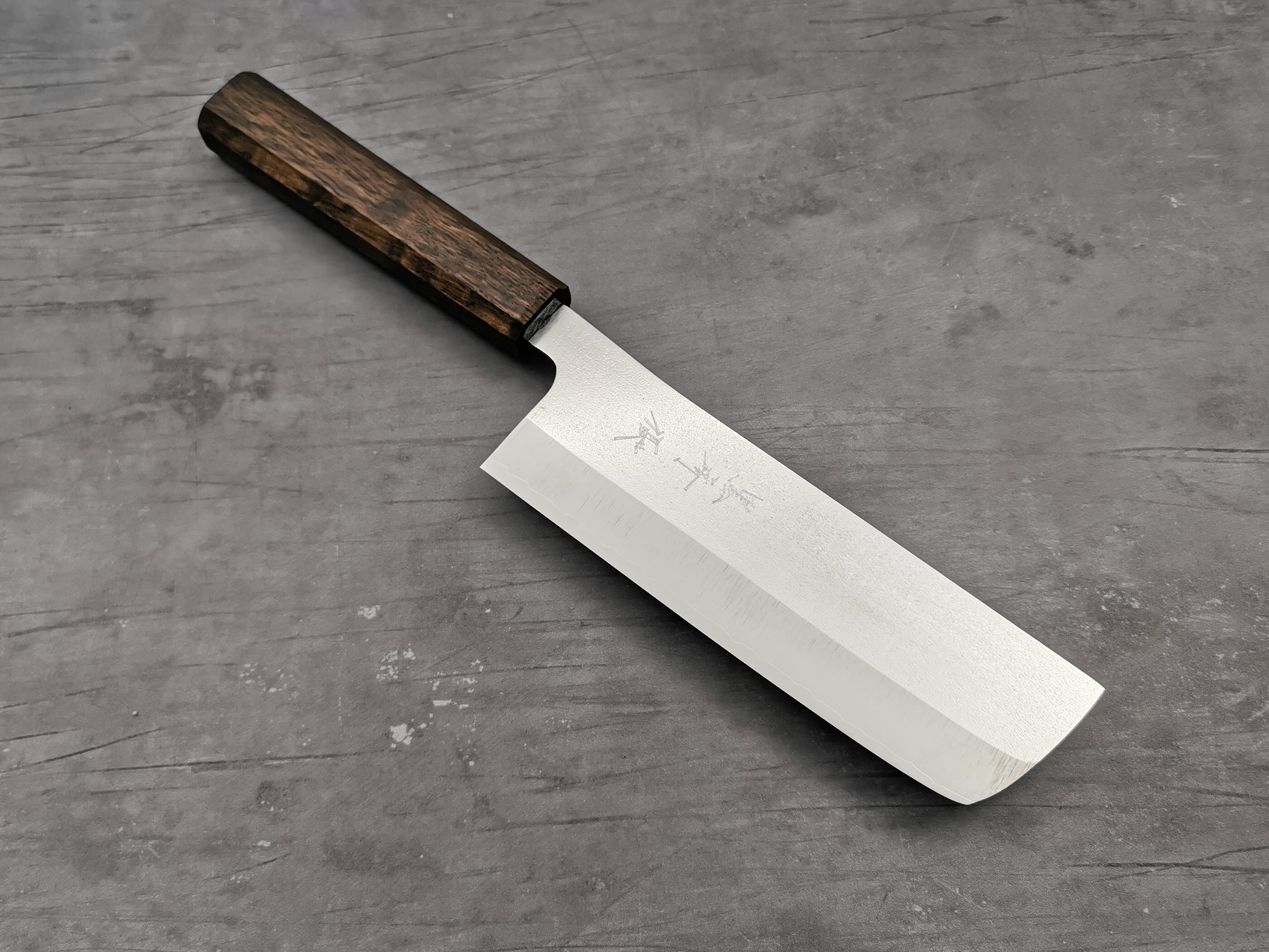 Yu Kurosaki Gekko XEOS Nakiri – Cutting Edge Knives