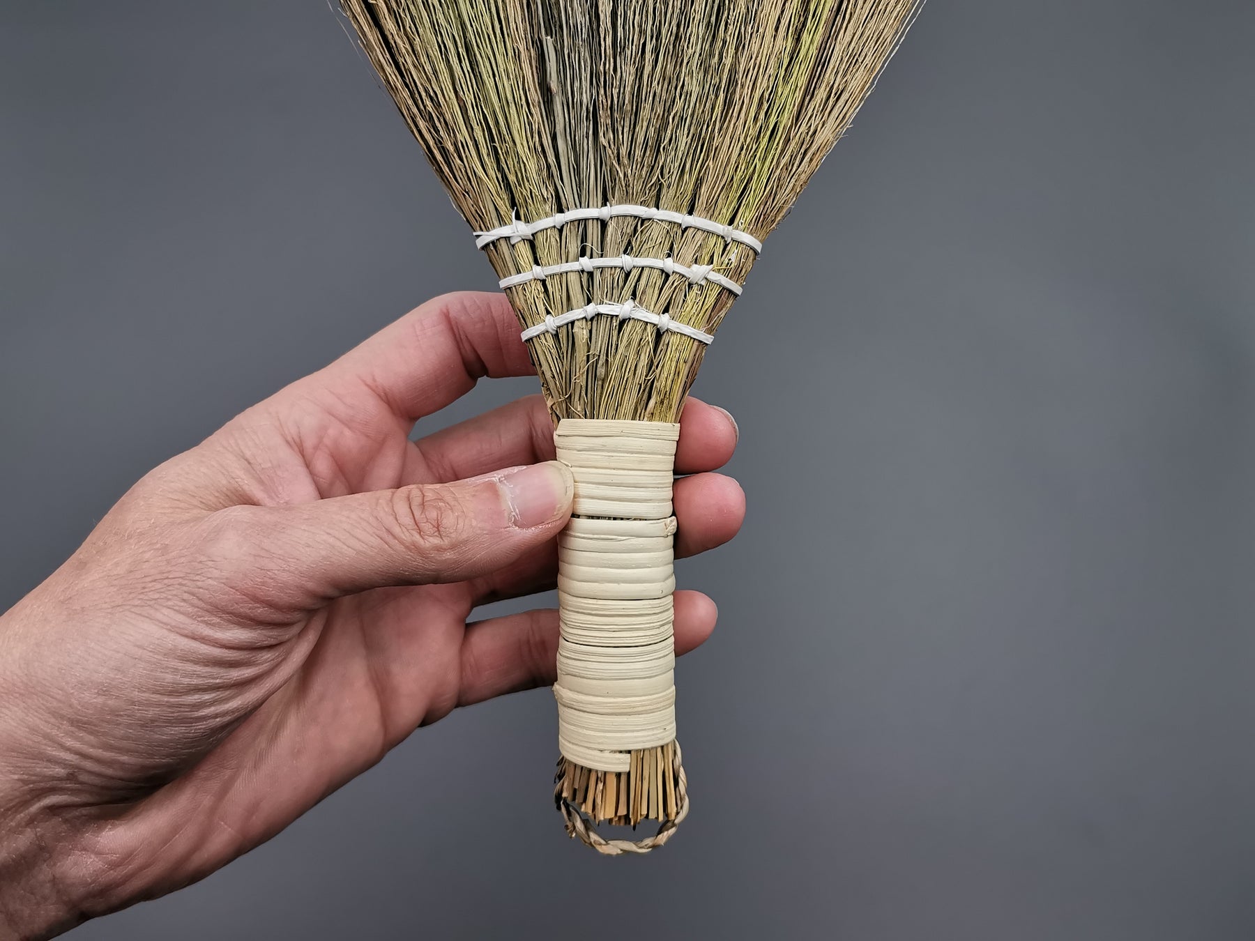 Traditional Japanese table broom – Cutting Edge Knives