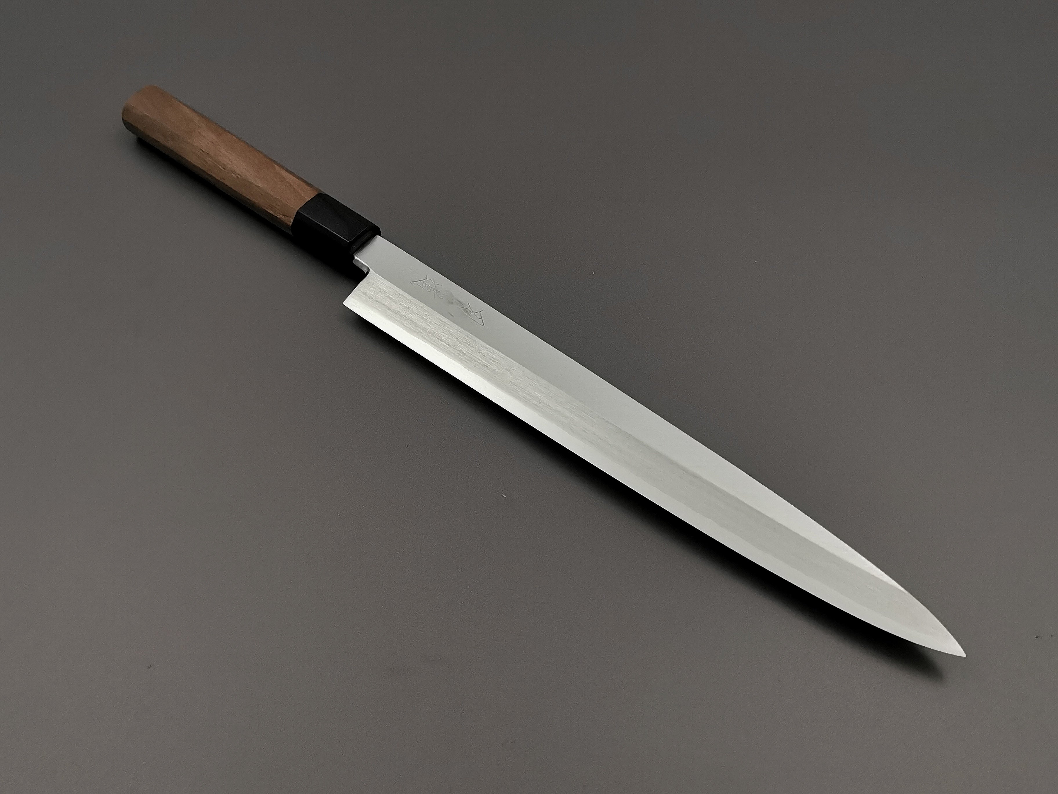 Hado Ginsan Yanagiba 270mm – Cutting Edge Knives